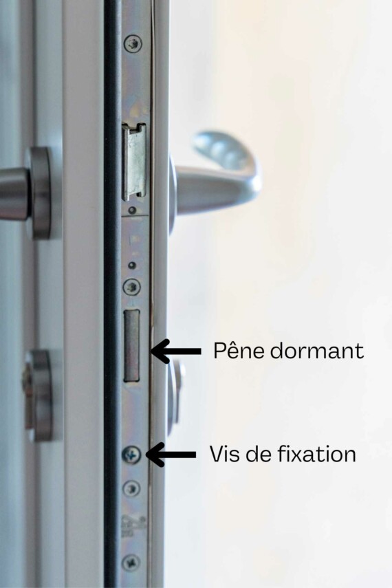 Changer le barillet de sa porte d'entrée : comment faire ? | Bel'M