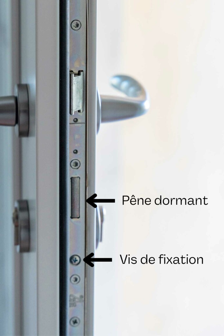 Changer le barillet de sa porte d'entrée : comment faire ? | Bel'M